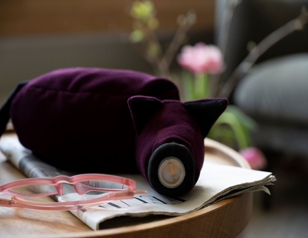 jundado - Onlineshop für Design Made in Germany - Leseleuchte Henry cassis